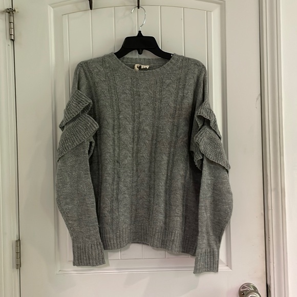 Hem & Thread | Sweaters | Nwt Hem And Thread Small Gray Sweater | Poshmark